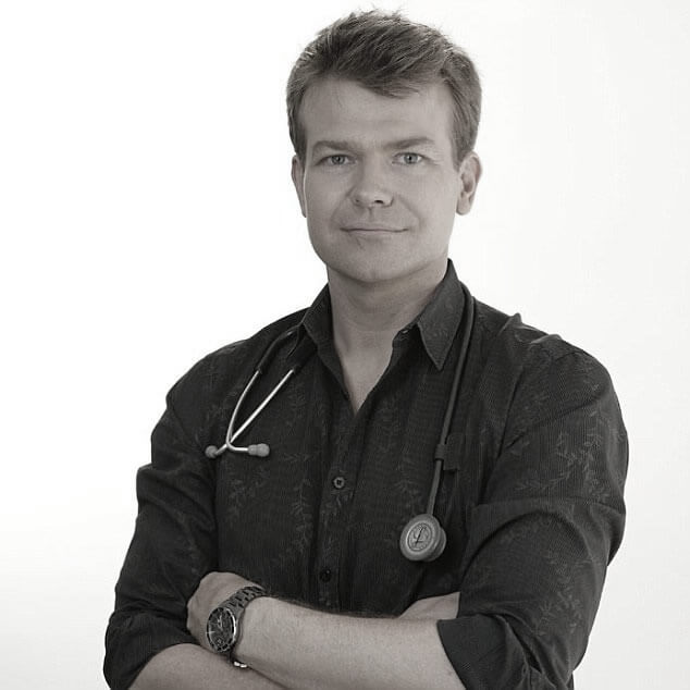 Dr Tom Goyer - Sydney doctor Dr Tom specialises in cosmetic medicine